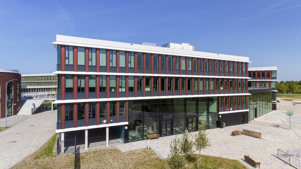 Gevelsystemen voor onderwijs op Campus Porteum